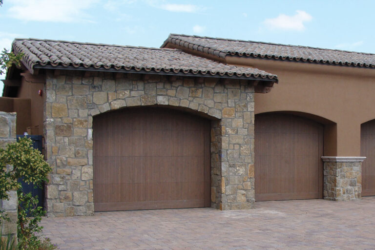 The Castlerock Collection | Stone Veneer | Apache Stone