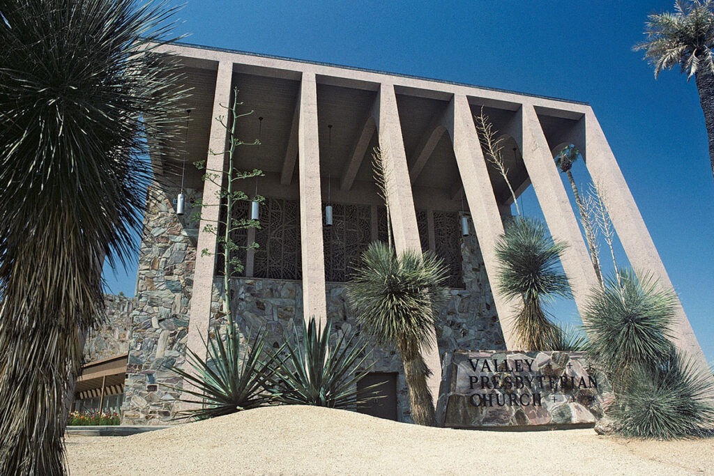 The Ledgestone Collection | Stone Veneer | Apache Stone