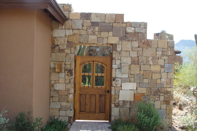 The Castlerock Collection | Stone Veneer | Apache Stone