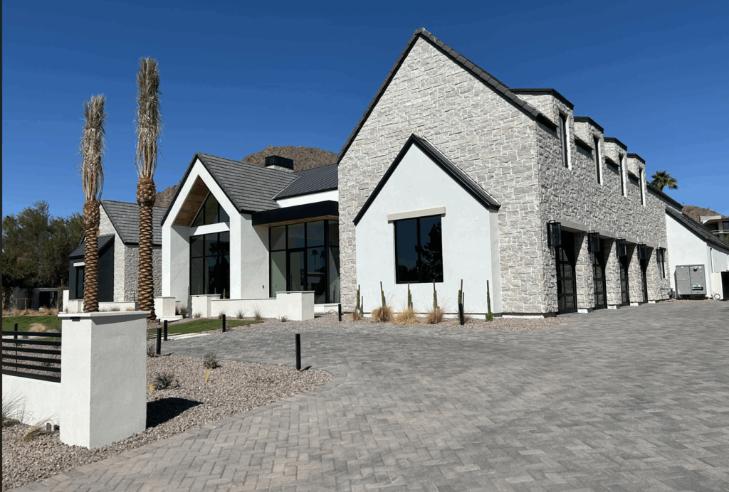 The Castlerock Collection | Stone Veneer | Apache Stone